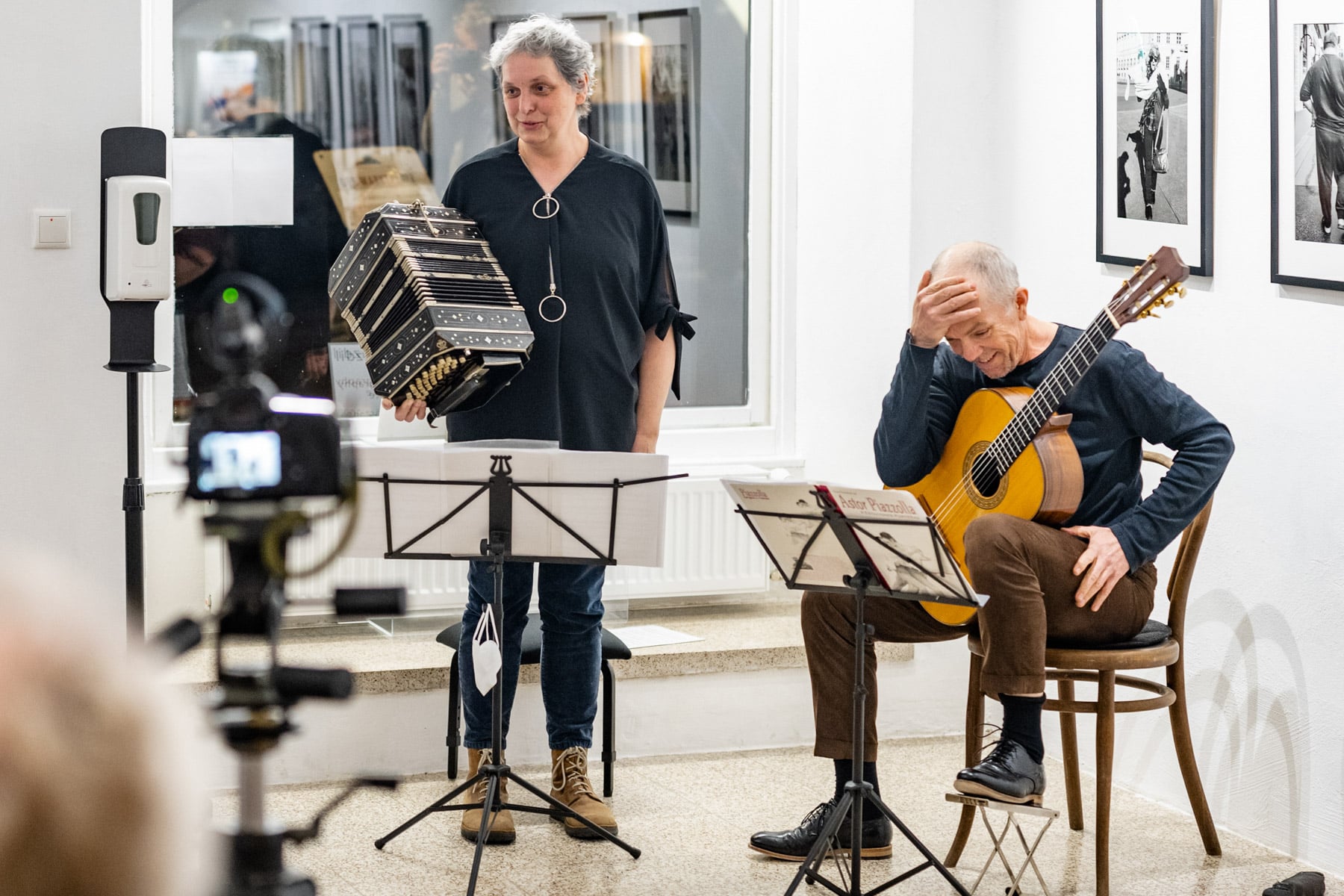 PrevenhuberHaus - Ausstellung | Viktor Brázdil: Aus der Hüfte street ...